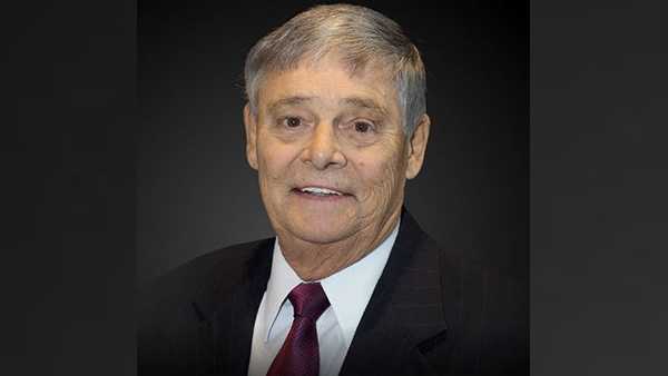 UC Athletics Hall of Famer, broadcaster Chuck Machock dies at 82