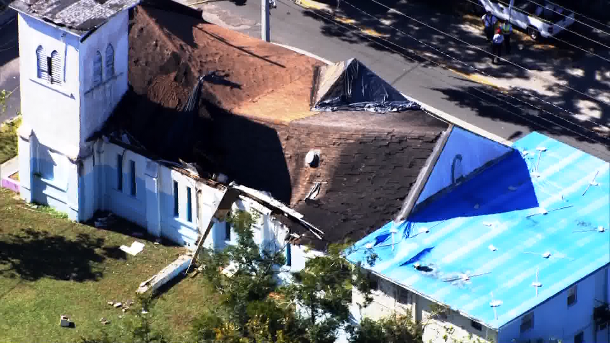 Roof of nearly 100-year-old Orlando church collapses