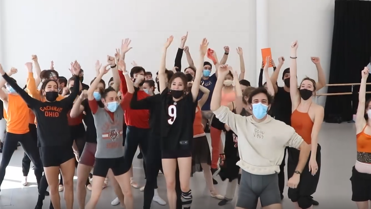 Cincinnati Ballet dances celebrate Super Bowl with Bengals dance