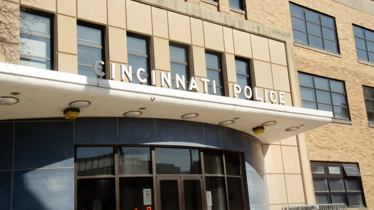 Cincinnati police, city leaders announce plans to reduce gun violence ...