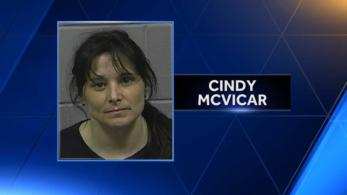 Maine woman charged with hindering accused killer's arrest