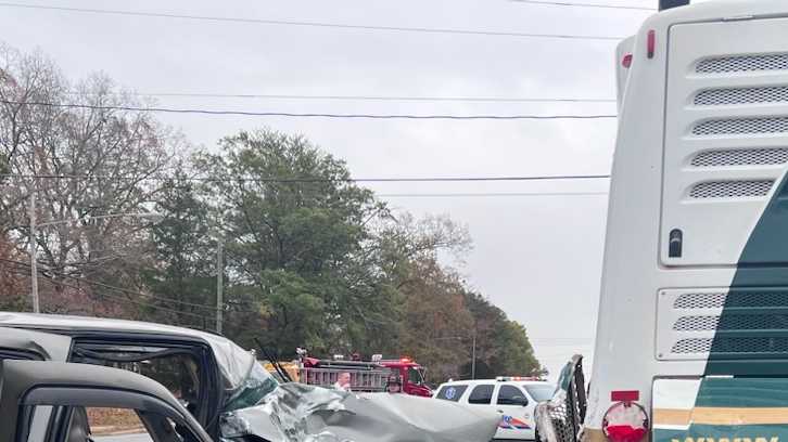 South Carolina: City bus crash injures 9