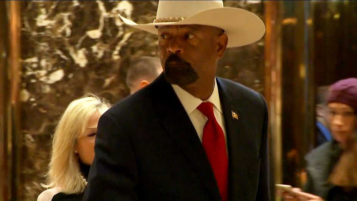 Trump meets with Sheriff David Clarke at Trump Tower