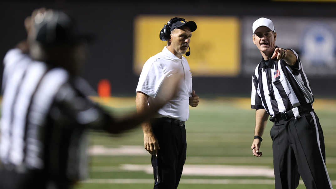 Chesnee head coach Clay Lewis announces retirement