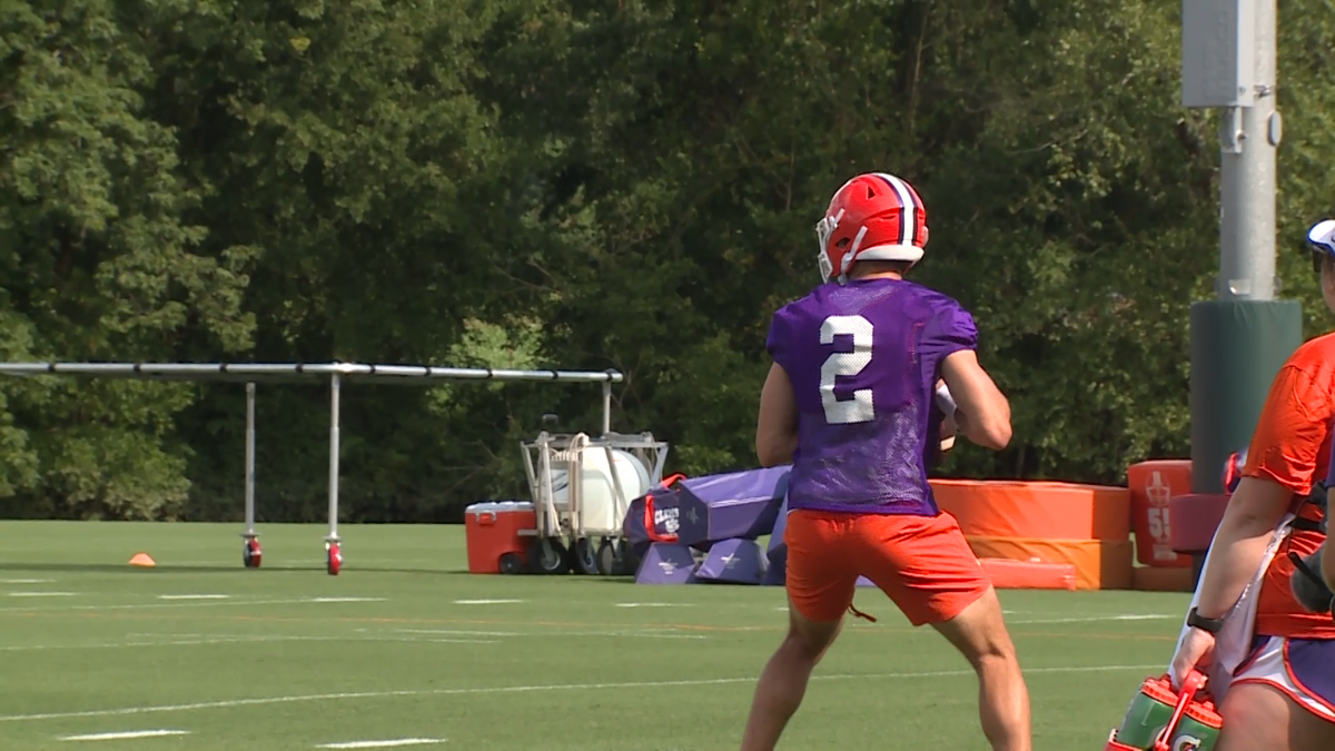 Clemson, South Carolina football teams begin fall camp