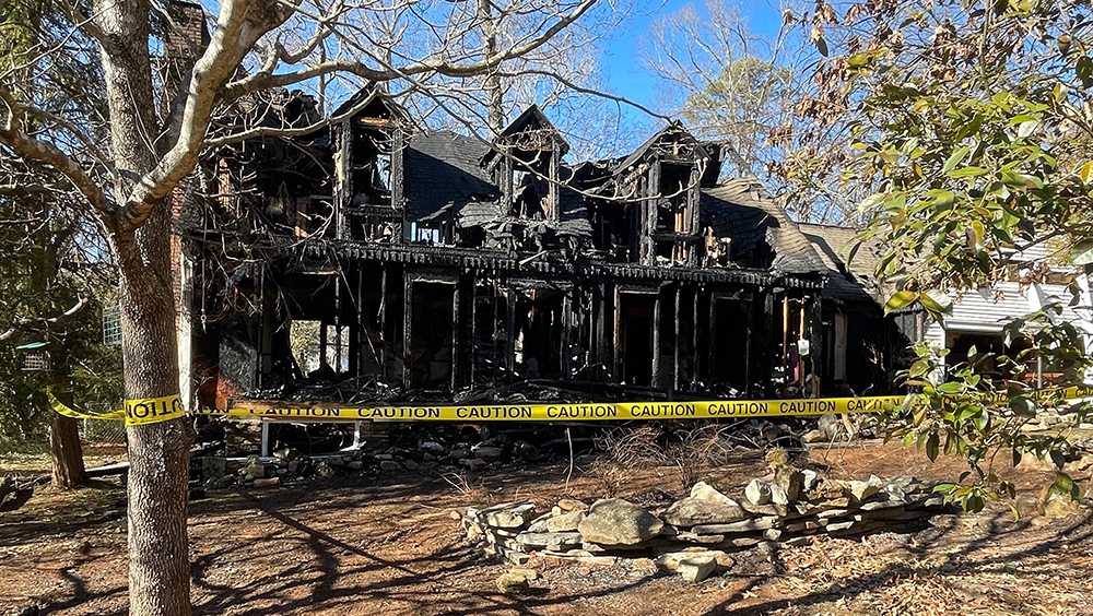 South Carolina: Fire destroys home for sale; arson team called