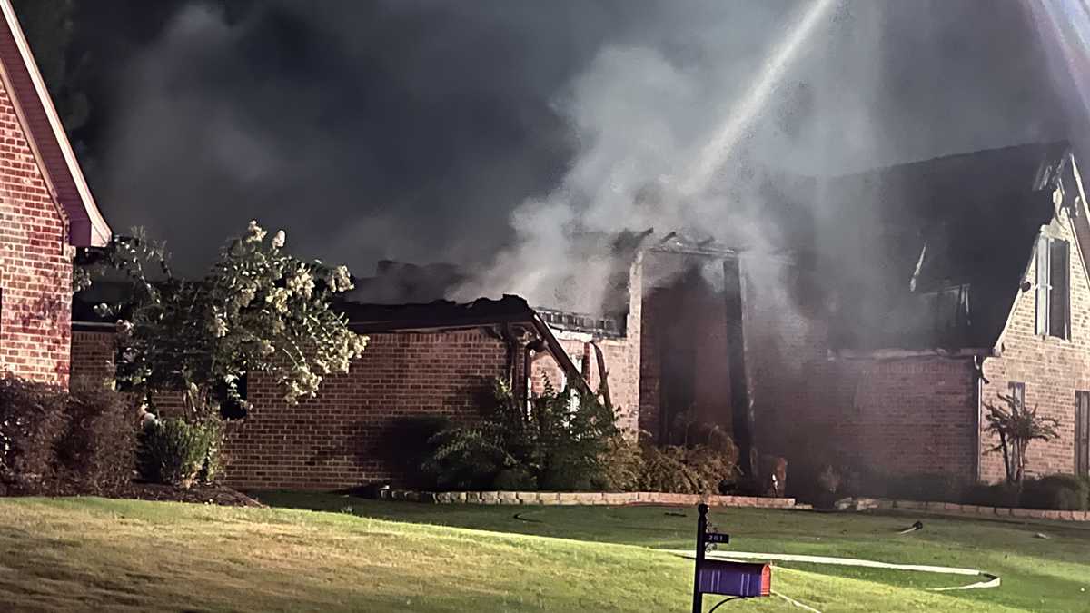 Clinton home catches fire twice in 24 hours