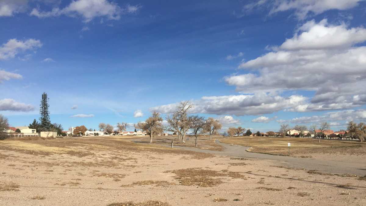 Club Rio Rancho owes city $350,000, closes golf course