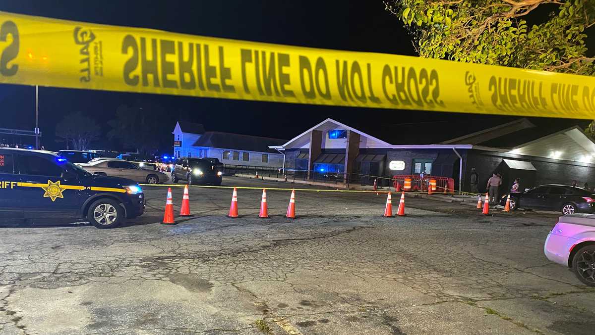 1 person dead after shooting outside a club, Sheriff's Office says