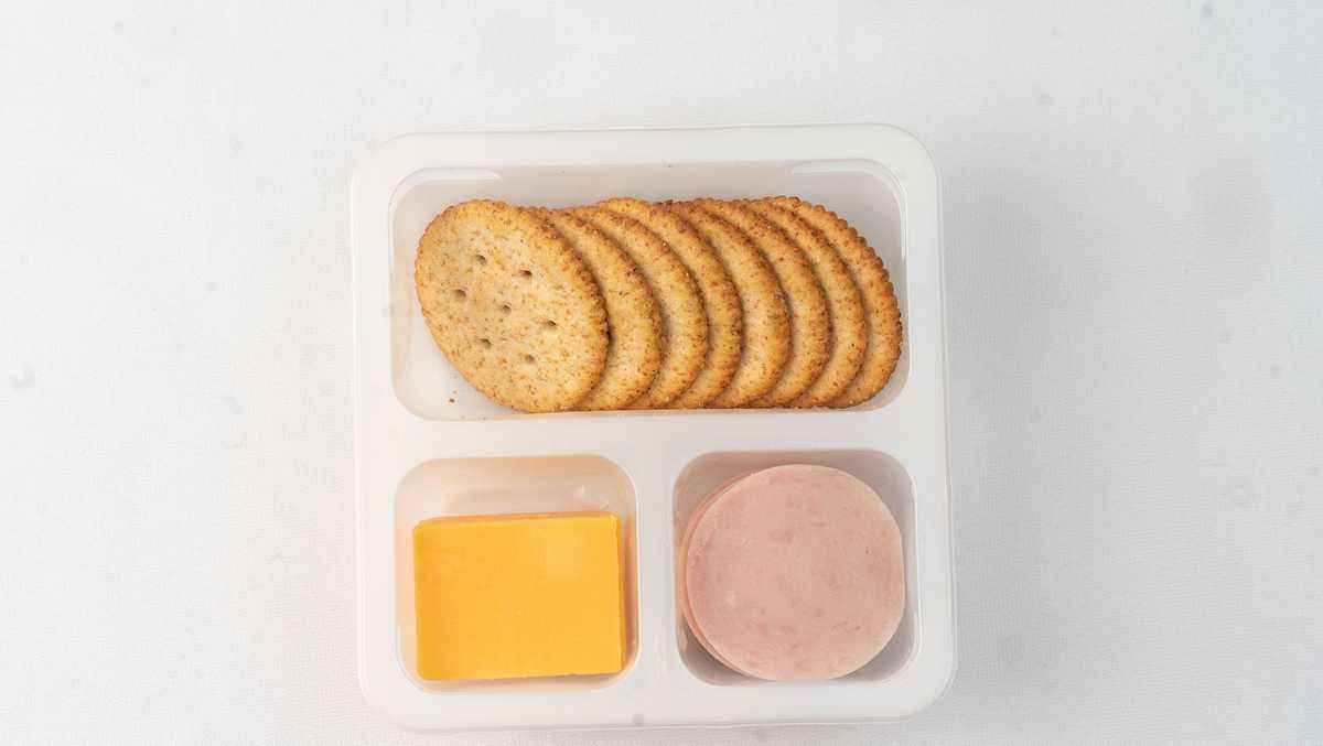 Consumer Reports says Lunchables 'should not be allowed on menu' for ...