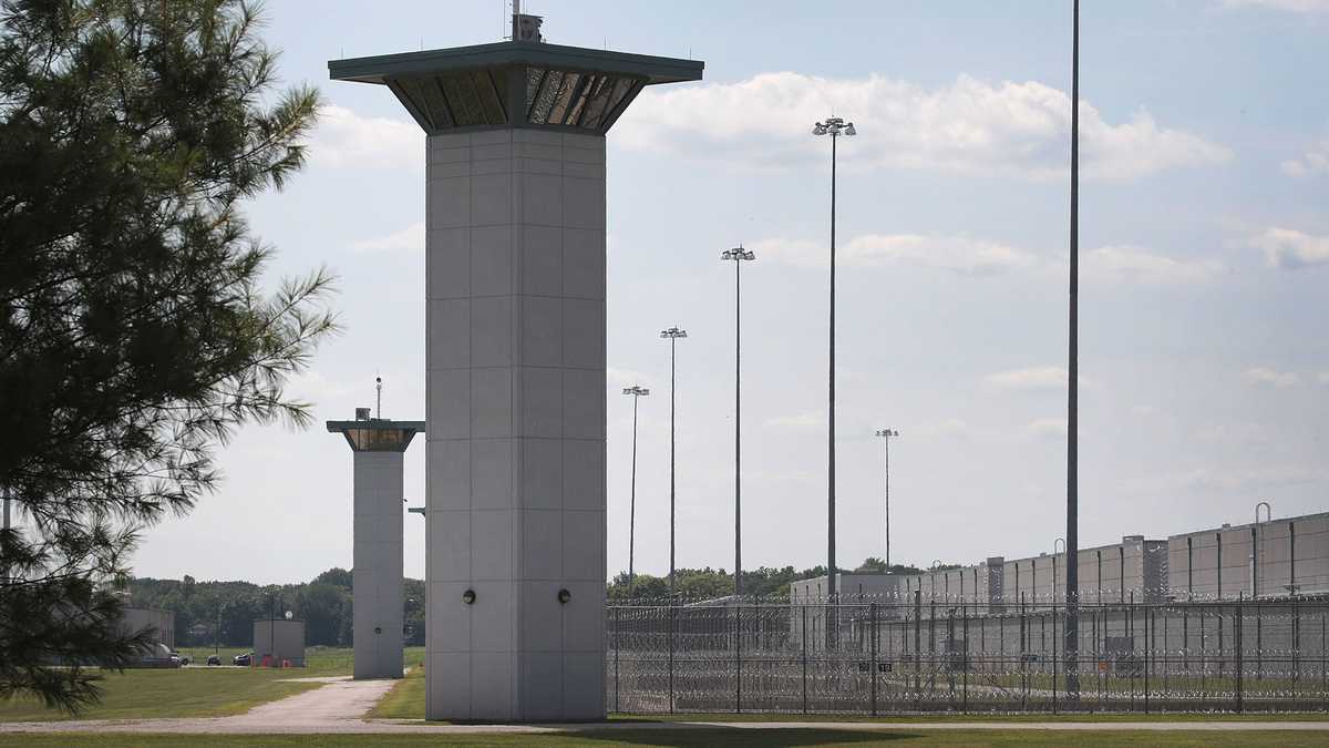 2 death row inmates seek to be exempt from Biden’s commutation