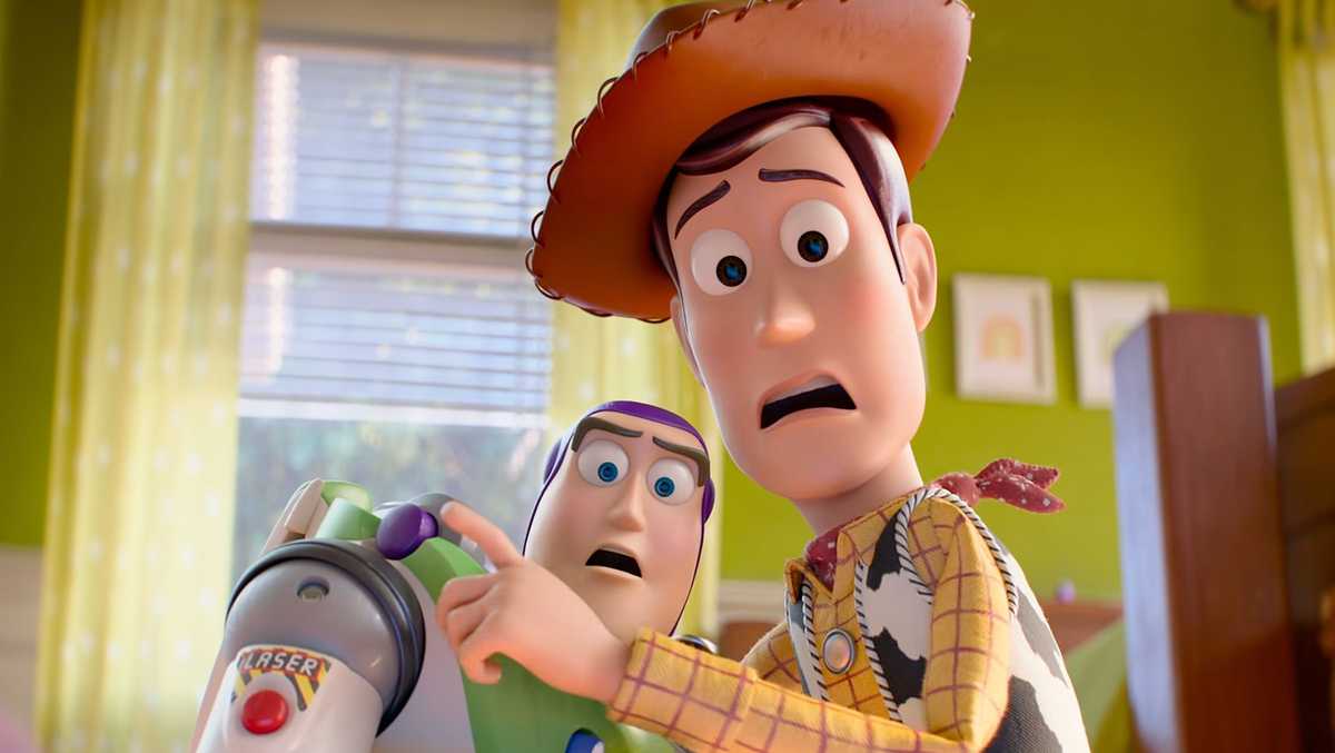 Screens are the enemy in new 'Toy Story 5' teaser trailer