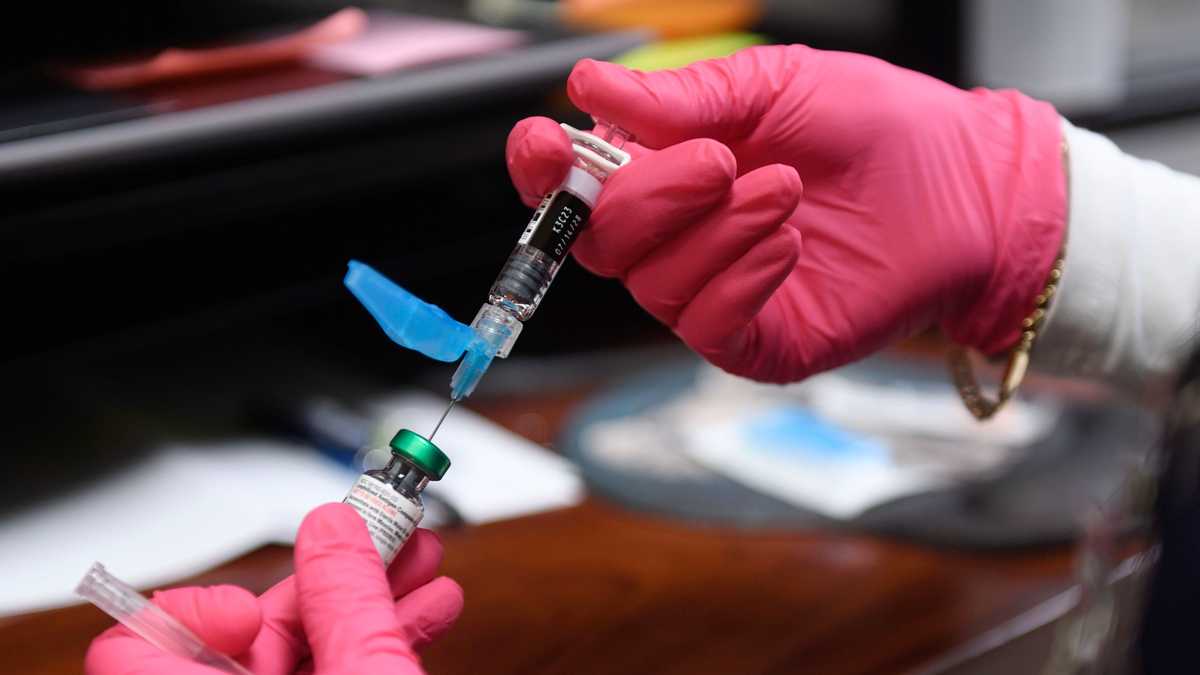 FDA changes COVID-19 vaccine eligibility for Americans