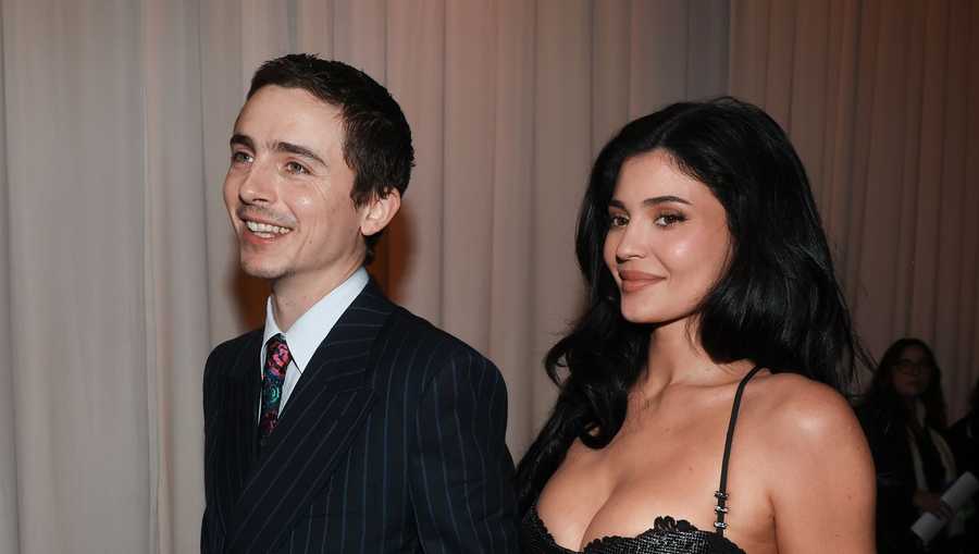 Timothée Chalamet pays tribute to ‘partner’ Kylie Jenner during his ...