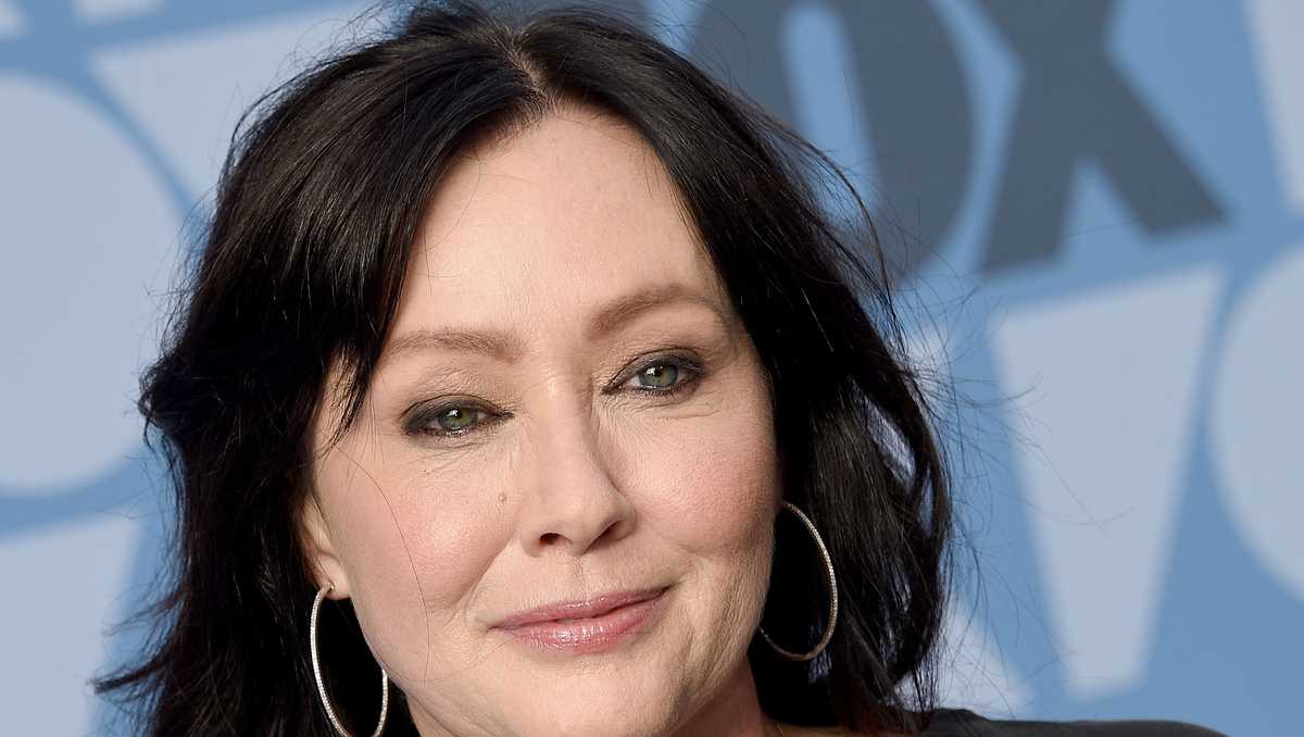Shannen Doherty shares behind the scenes of cancer diagnosis