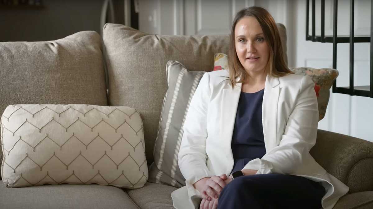 Georgia: Teacher should not be fired over book, tribunal says