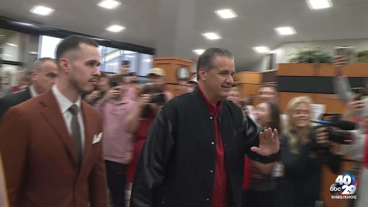 Razorbacks fans excited for coach John Calipari