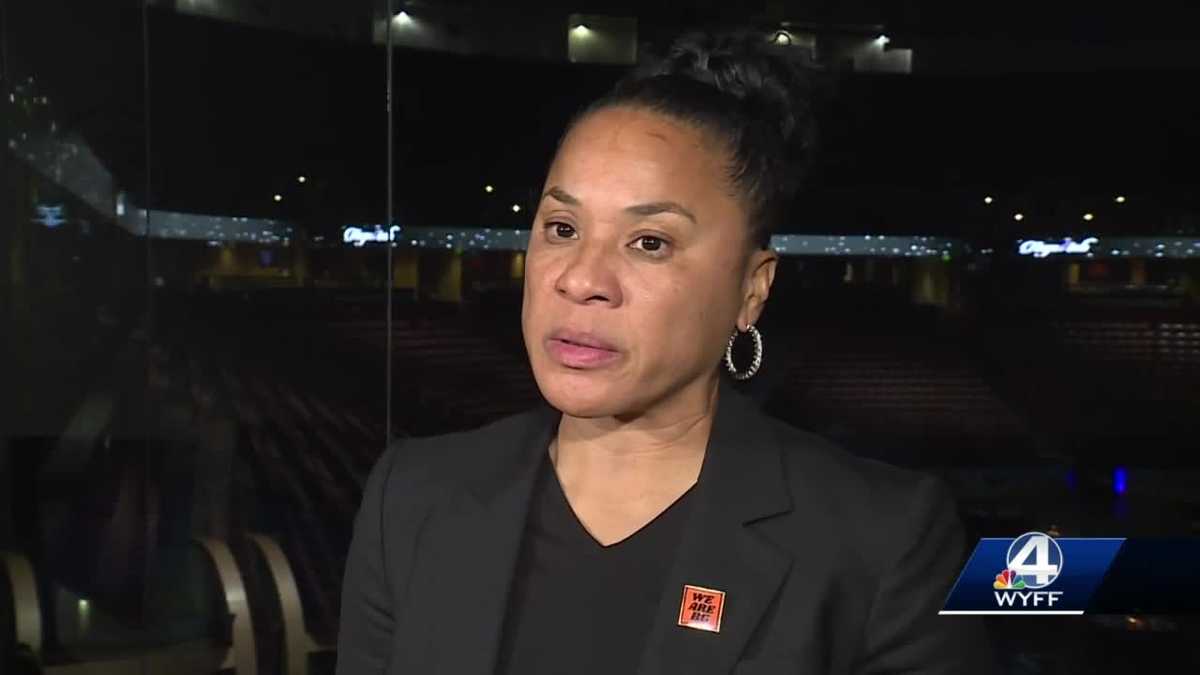 South Carolina: Coach Dawn Staley speaks on Brittney Griner