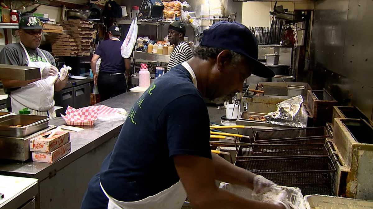 Thunderbolt: Coach's Corner to see big increase in crowds