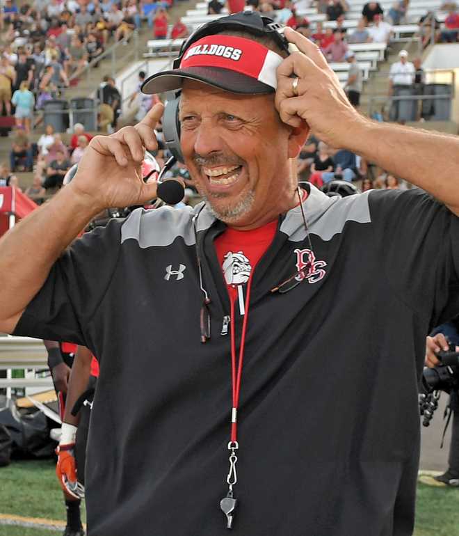 Boiling Springs head coach Rick Tate announces retirement