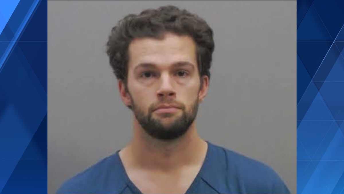 Batavia man indicted on 93 counts of fraud, theft; accused of swindling ...