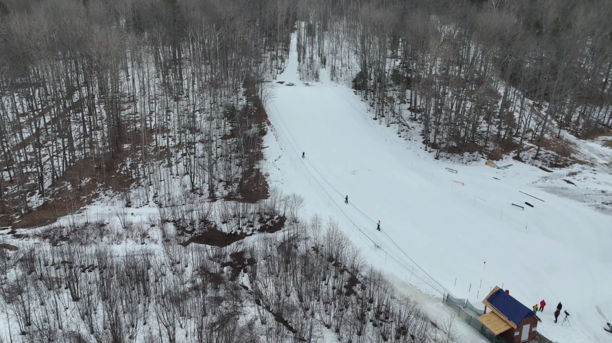 Group revives old Colby College ski hill