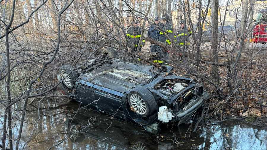 Colchester Fire Department assists driver after rollover crash on ...