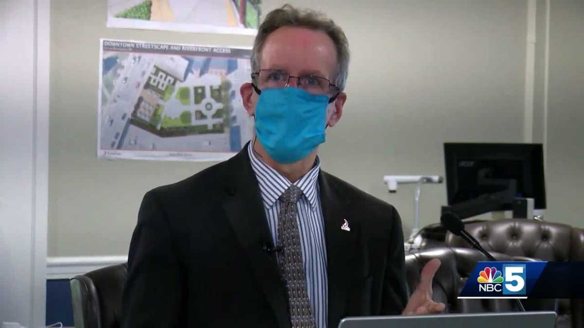 Plattsburgh mayor advocates for continued use of facial coverings