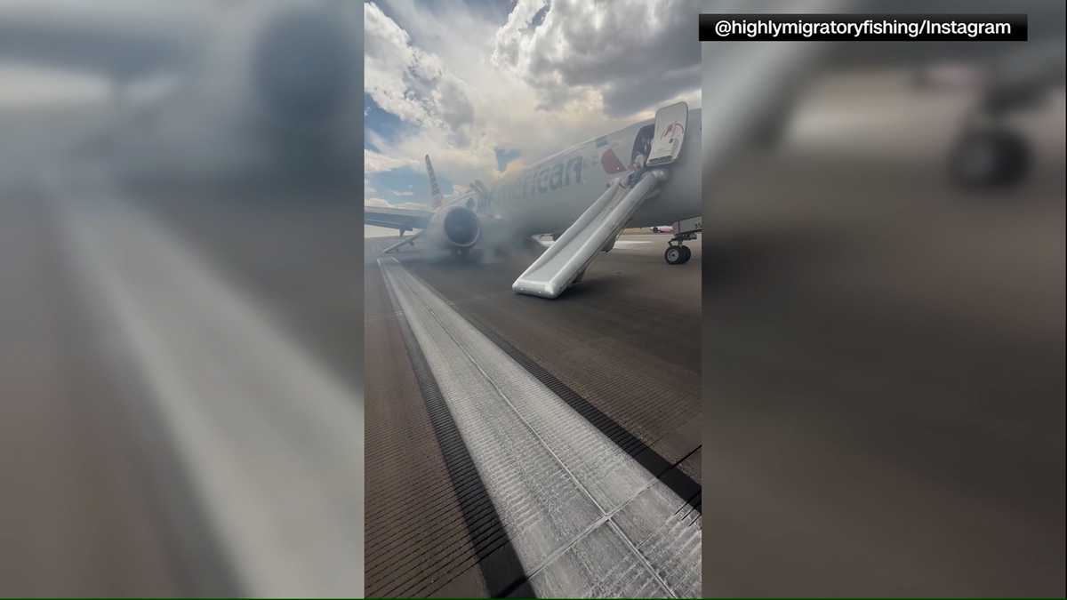 Passengers evacuated via emergency slide after Denver jet incident