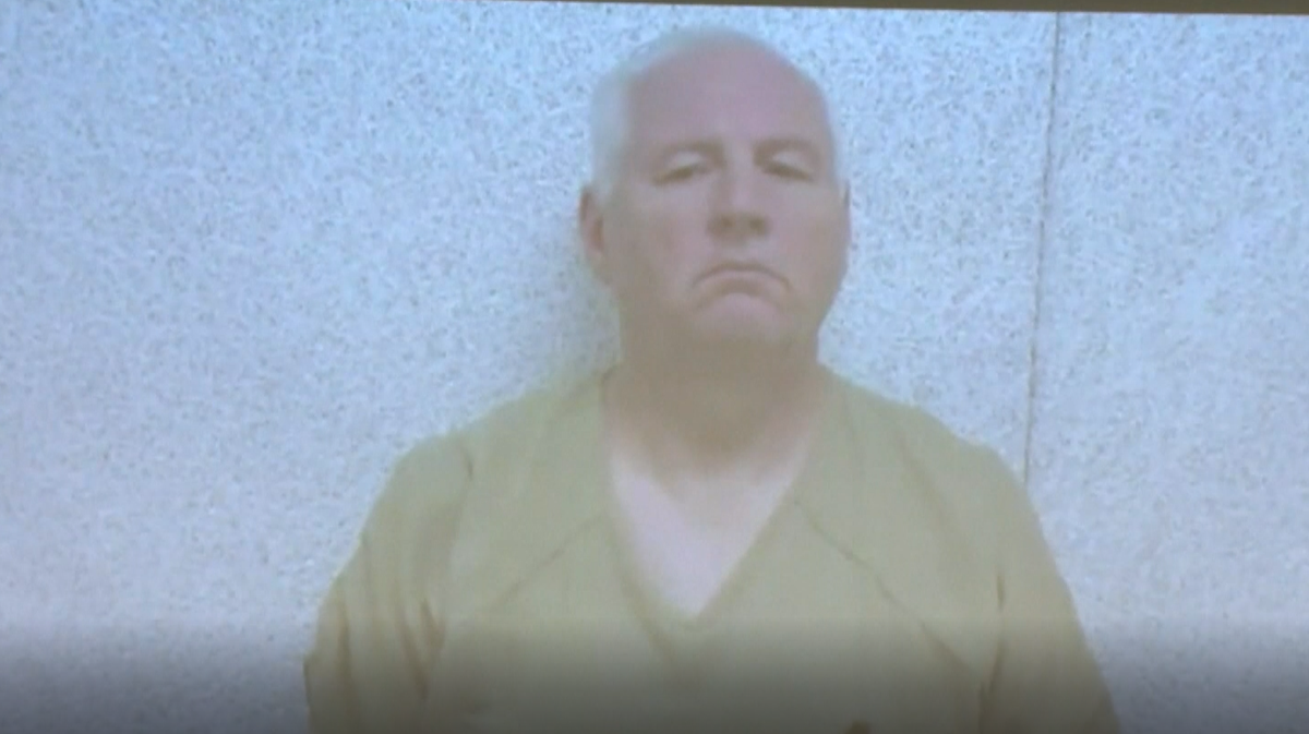 Former Ohio officer accused of murdering unarmed man while on duty ...