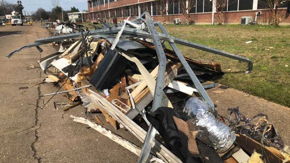 Columbus residents pick up pieces after deadly tornado Columbus residents pick up pieces after deadly tornado