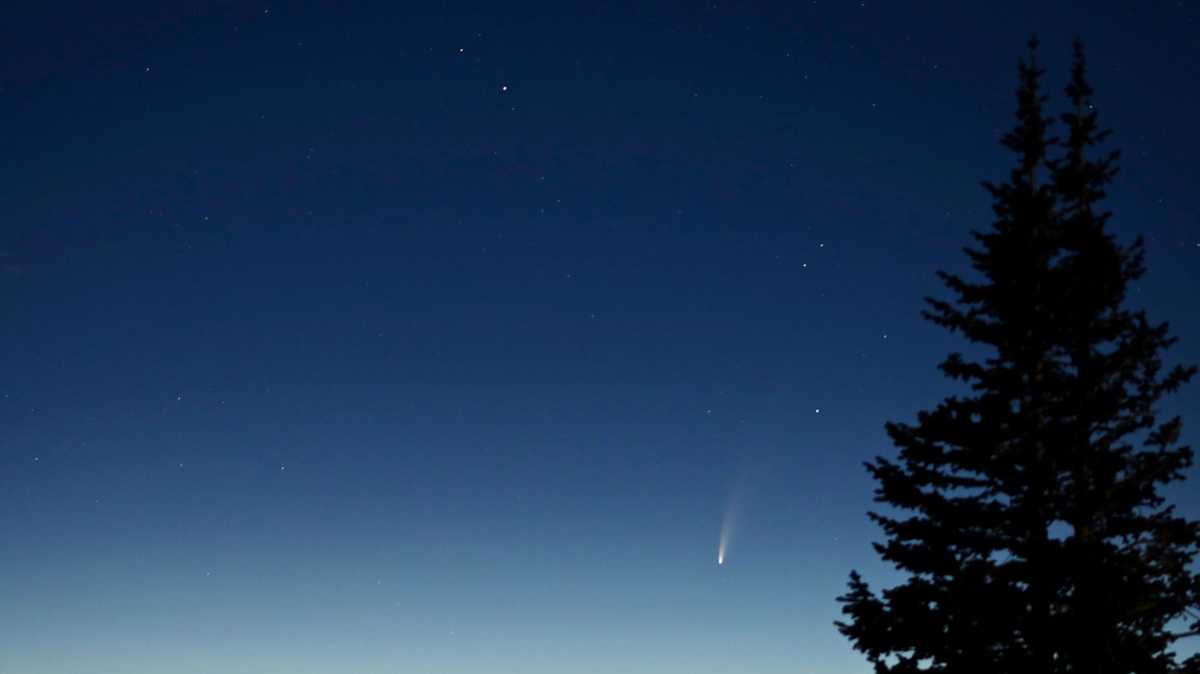 Get up early (or not) to catch view of beautiful comet
