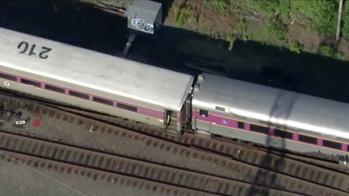 MBTA Commuter Rail train derails near Beverly, Massachusetts