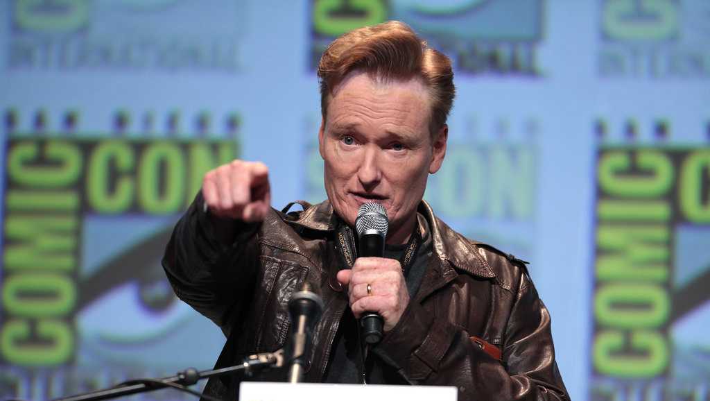 Conan O'Brien to moderate Michelle Obama book tour event in Milwaukee