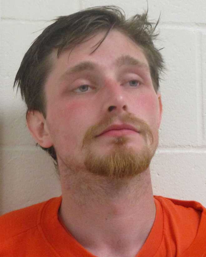 3 former Maine corrections officers accused of accepting bribes from inmate