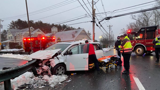 Nearly a dozen people injured in South Shore collision
