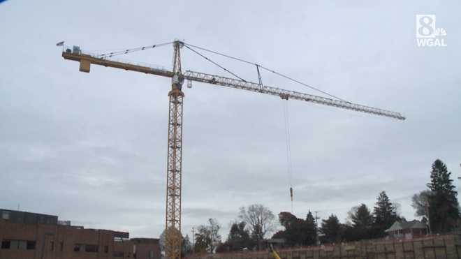 23-story crane being used to construct WellSpan York Hospital expansion
