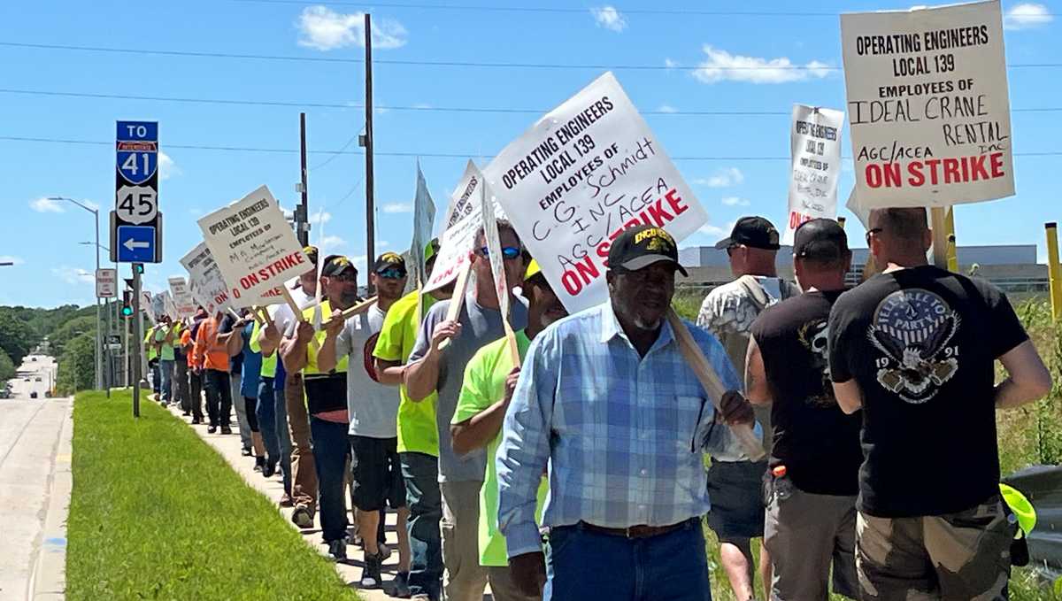 Strike halts work on dozens of Wisconsin construction sites