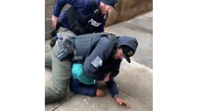 Video showing arrest in Baltimore goes viral