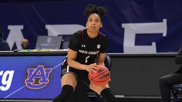 Cooke, Boston lead No. 2 South Carolina past Auburn 77-58