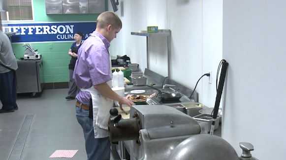 New program teaches culinary skills to blind and visually impaired