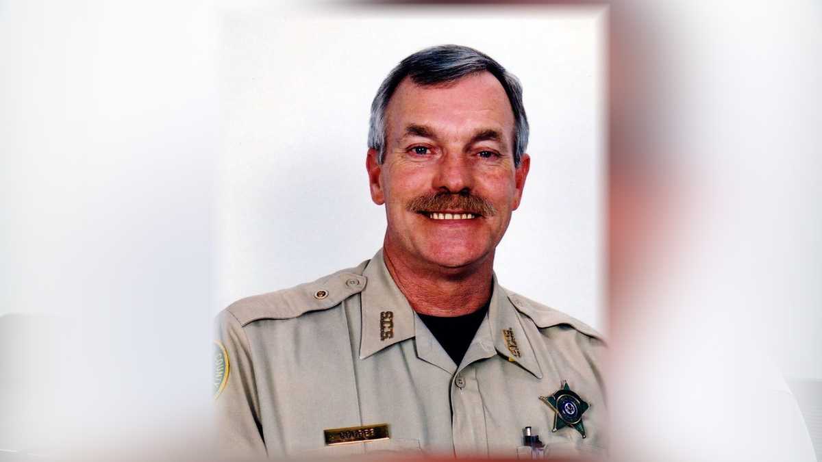 Friends remember fallen deputy Bill Cooper