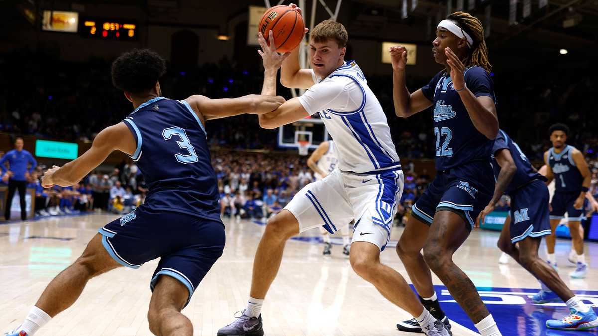Flagg helps lead Duke to win over Maine in his college debut