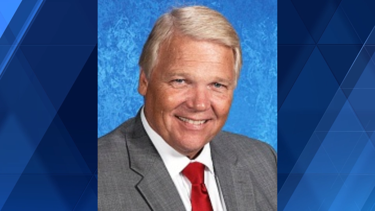 Forest Hills Board of Education picks new superintendent, will hold ...