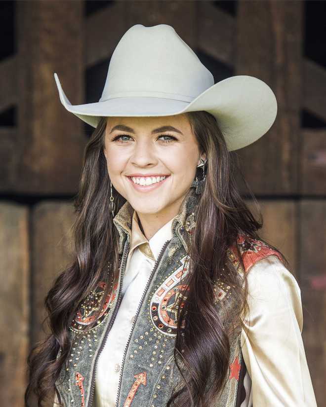 2 Hollister women compete for Miss California Rodeo Salinas crown
