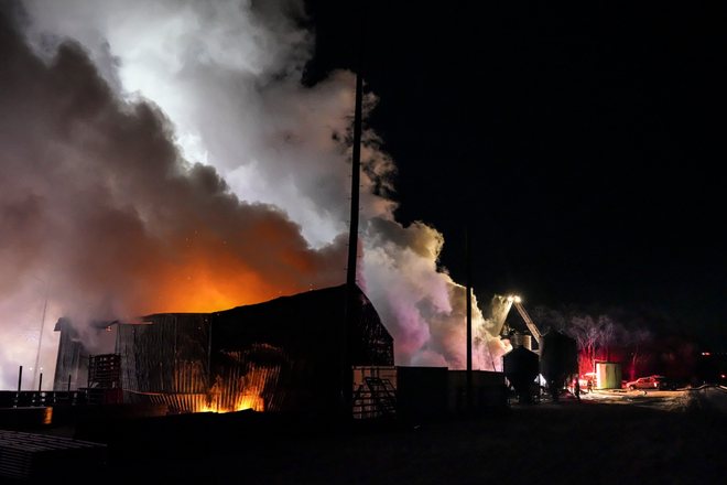 Iowa fire: Corning feed mill destroyed in large fire
