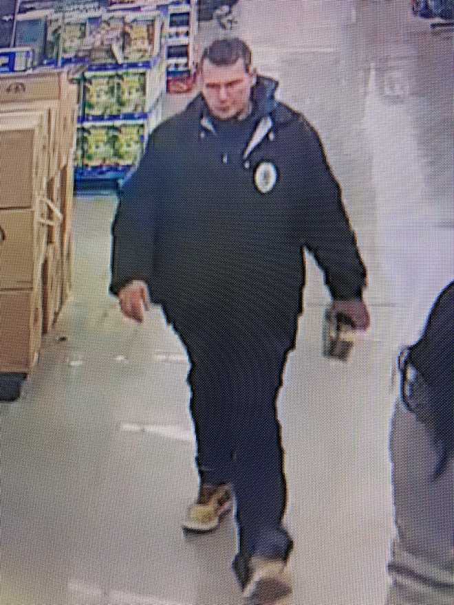 North Carolina: Man uses counterfeit bills at Walmart