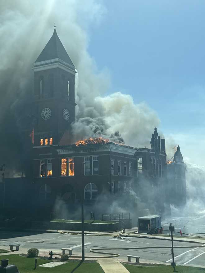 Historic courthouse in Georgia destroyed by flames
