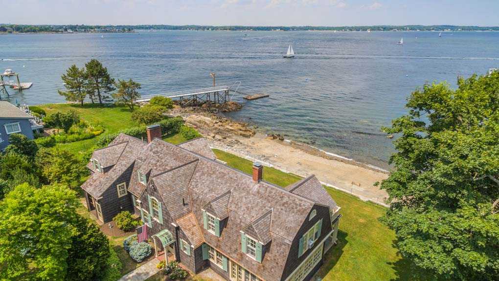 Spectacular seaside property on market for $2.99M
