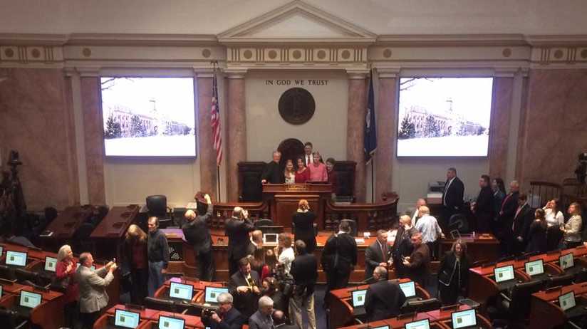 Kentucky General Assembly convenes, beginning era of complete ...